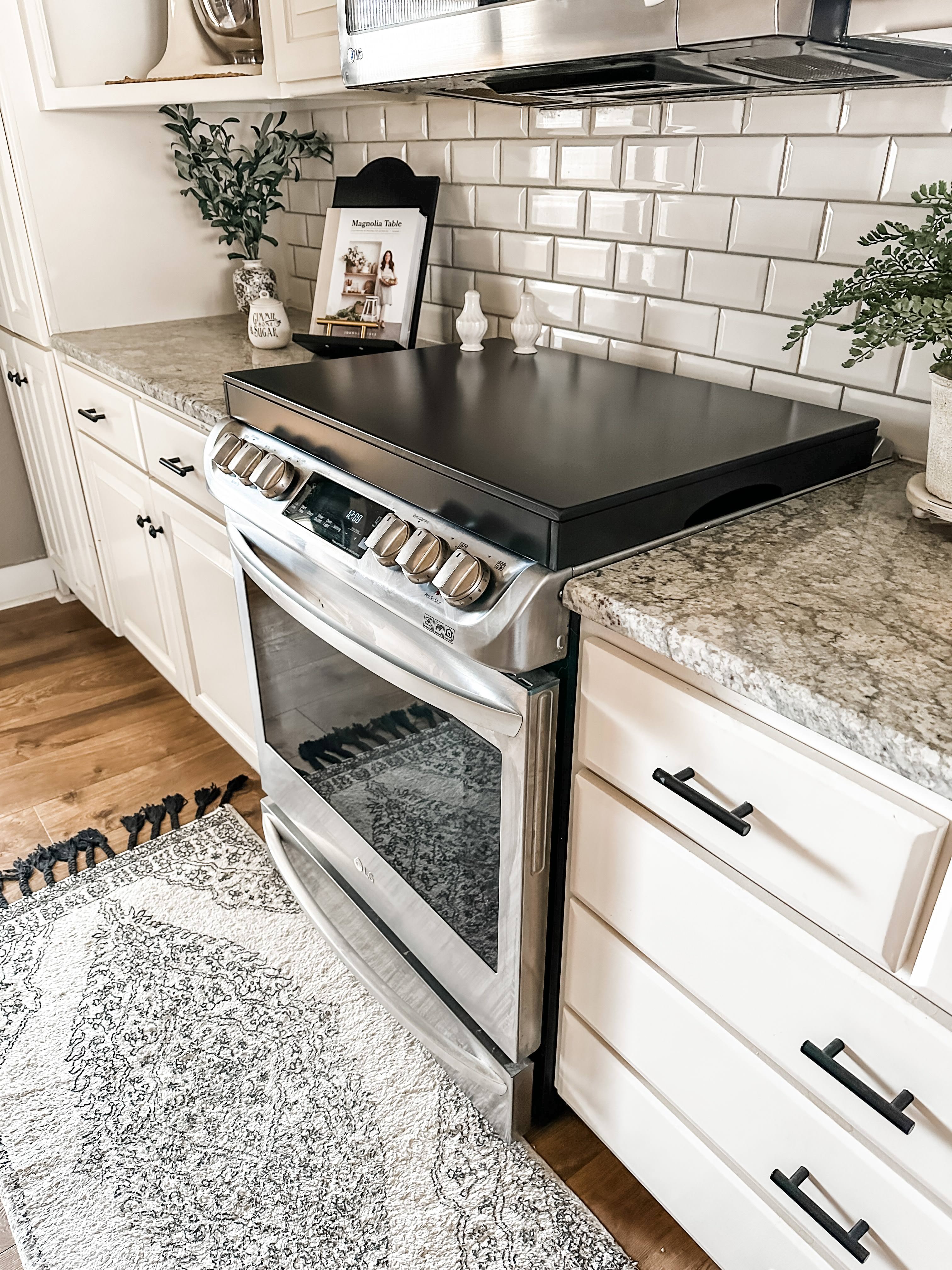 Clean and Simple Minimalist Black Cookbook Holder – Josephine Thomas Home